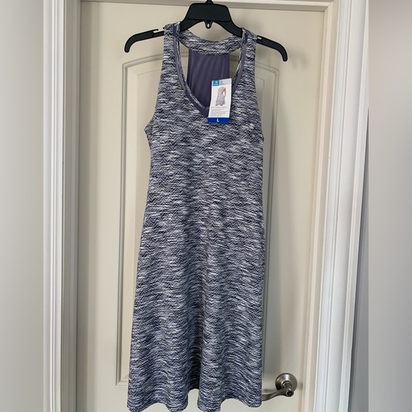 MPG | Dresses | Mondetta Performance Gear Sport Built In Bra Gray And ...